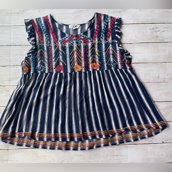 THML | Tops | Thml Embroidered Top | Poshmark